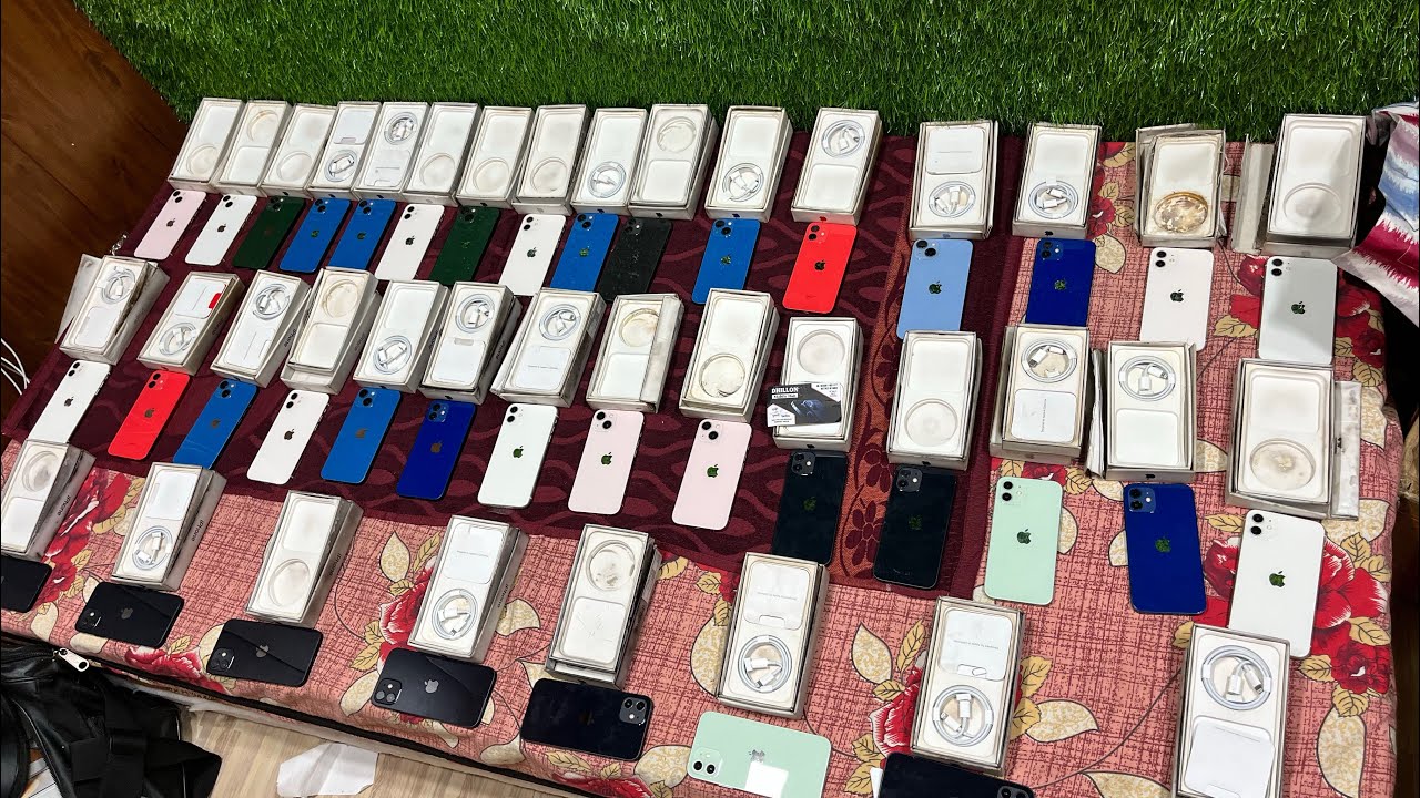 iphone non activate stock nd 2 month old stock box open big discount ਦੋ ...