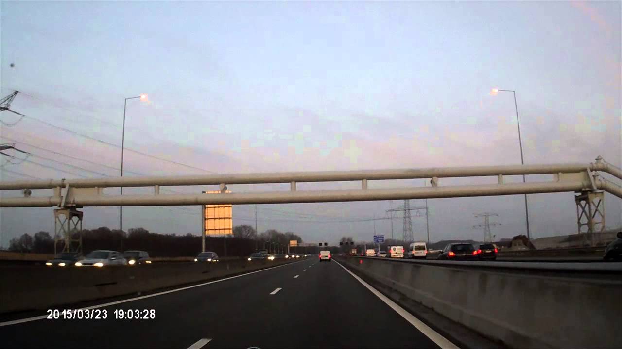 Old Reversible flow lanes A1 eastbound - YouTube