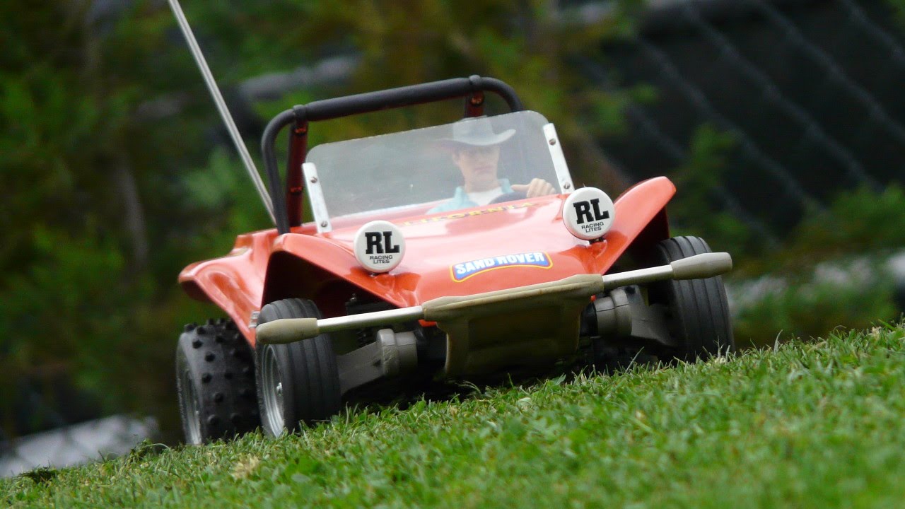 Tamiya 58024 Sand Rover (1981 original) - YouTube