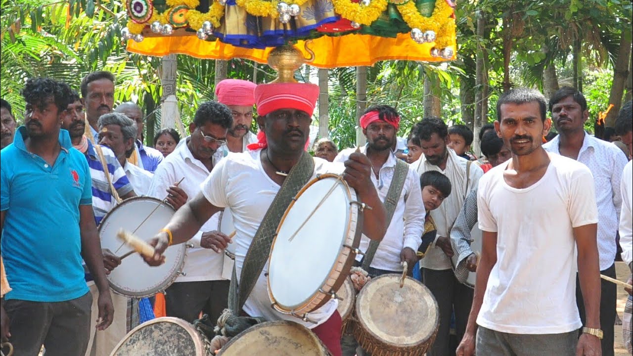 Pooja Kunitha | Revanna | Buyyana Doddi - YouTube