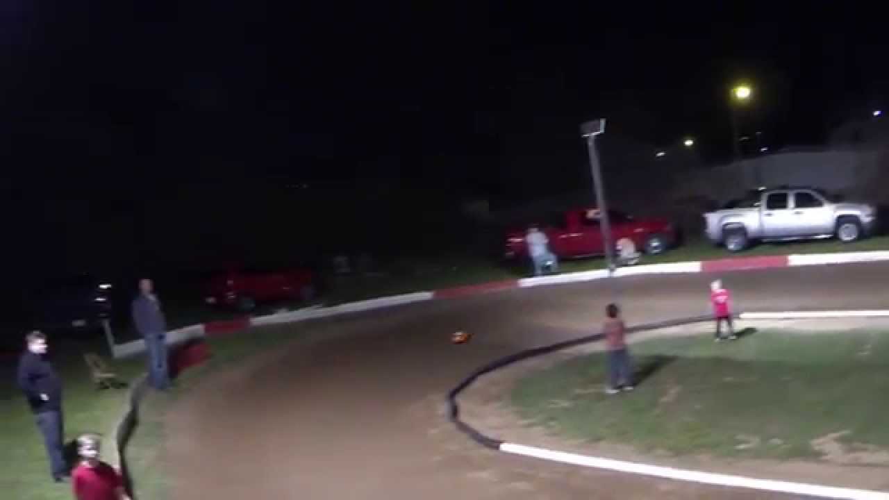 Short Course 4wd Oval 03 27 2015 @ Wild Bills Raceway - YouTube