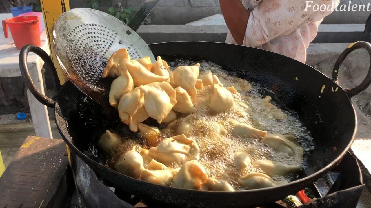 How to make samosa on street in india ! indian street food samosa - YouTube