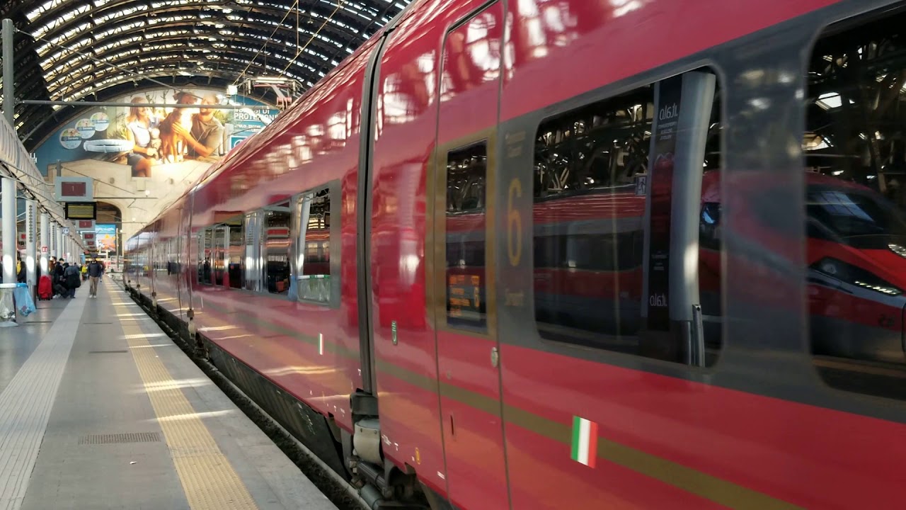 UltraHD 4K AGV Italo ETR575-17 with train AV 9975 Milano-Napoli - YouTube