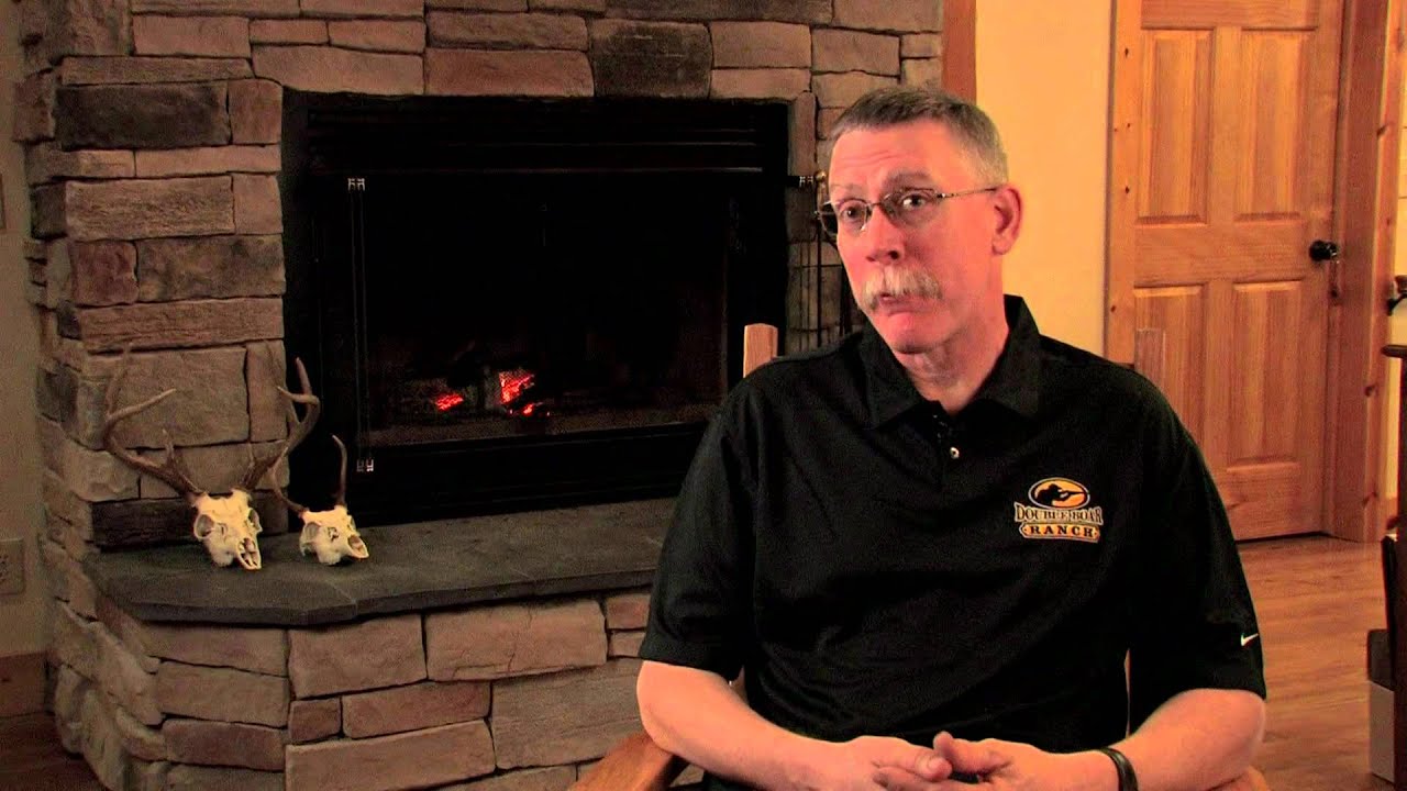 Double Boar Ranch Knows Hunting- Illinois Whitetail Hunts - YouTube