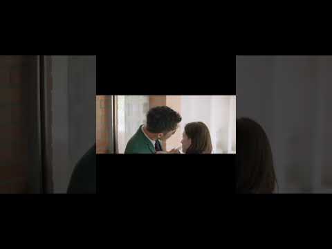 The beautiful teacher was kissed by her student in public! #Lesson in Love 【C-drama romance】