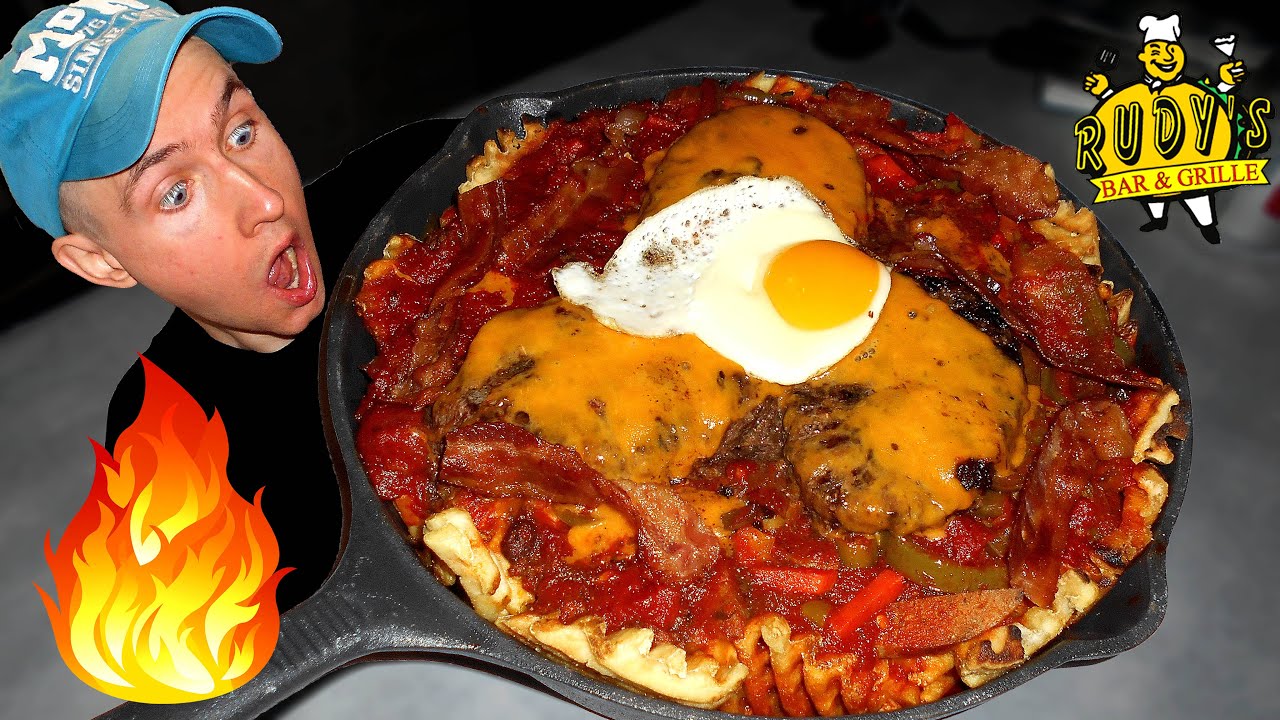 5lb Skillet Burger Challenge in Chicago (HOT & SPICY!!) | My First Ever ...