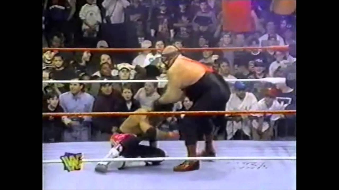 WWF Monday Night RAW - Big Van Vader vs. Bret Hart (2/13/1997) HD - YouTube