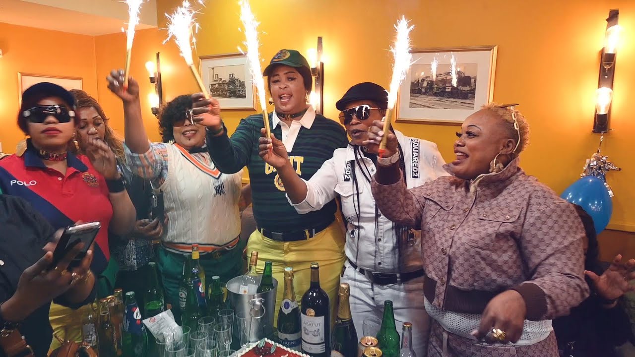 Anniversaire de Poupée Ya Mokolo Nelly KONDO à Paris - YouTube