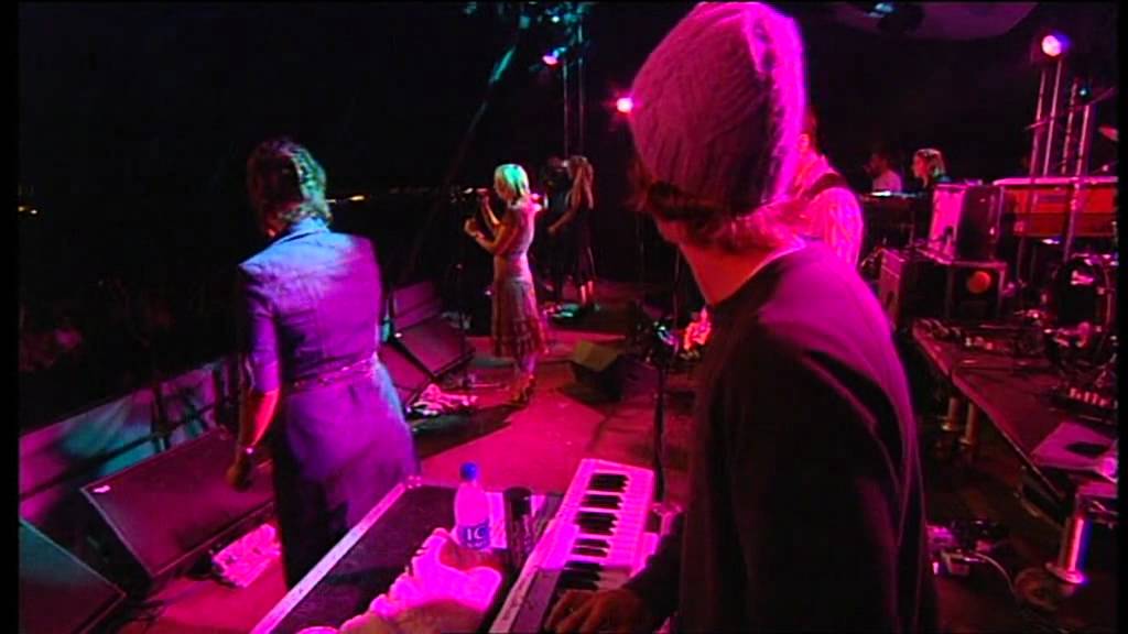 Sia Furler & Zero 7 - Destiny - YouTube