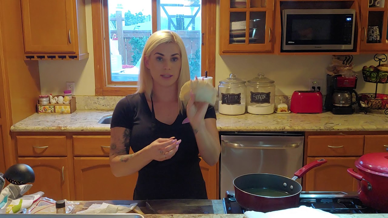 Celebrity Chef Lauren Lawless Makes The Best Empanadas - YouTube