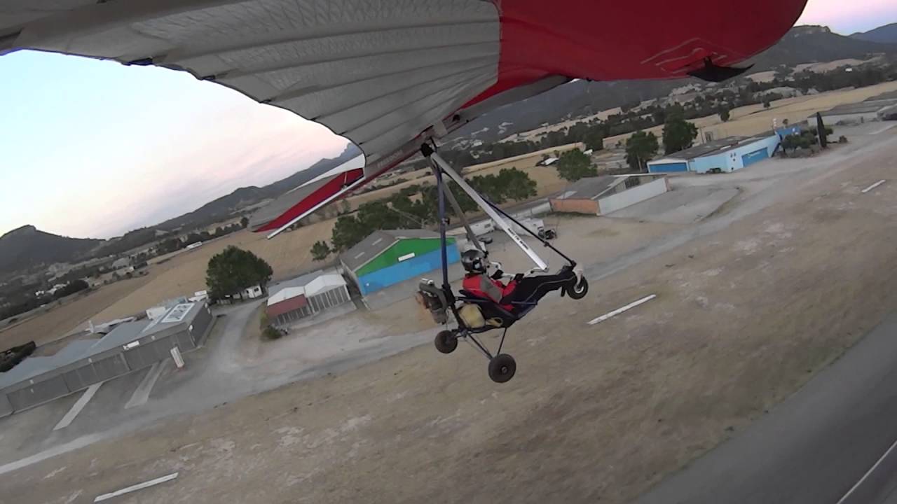 Volando con la luna llena - YouTube