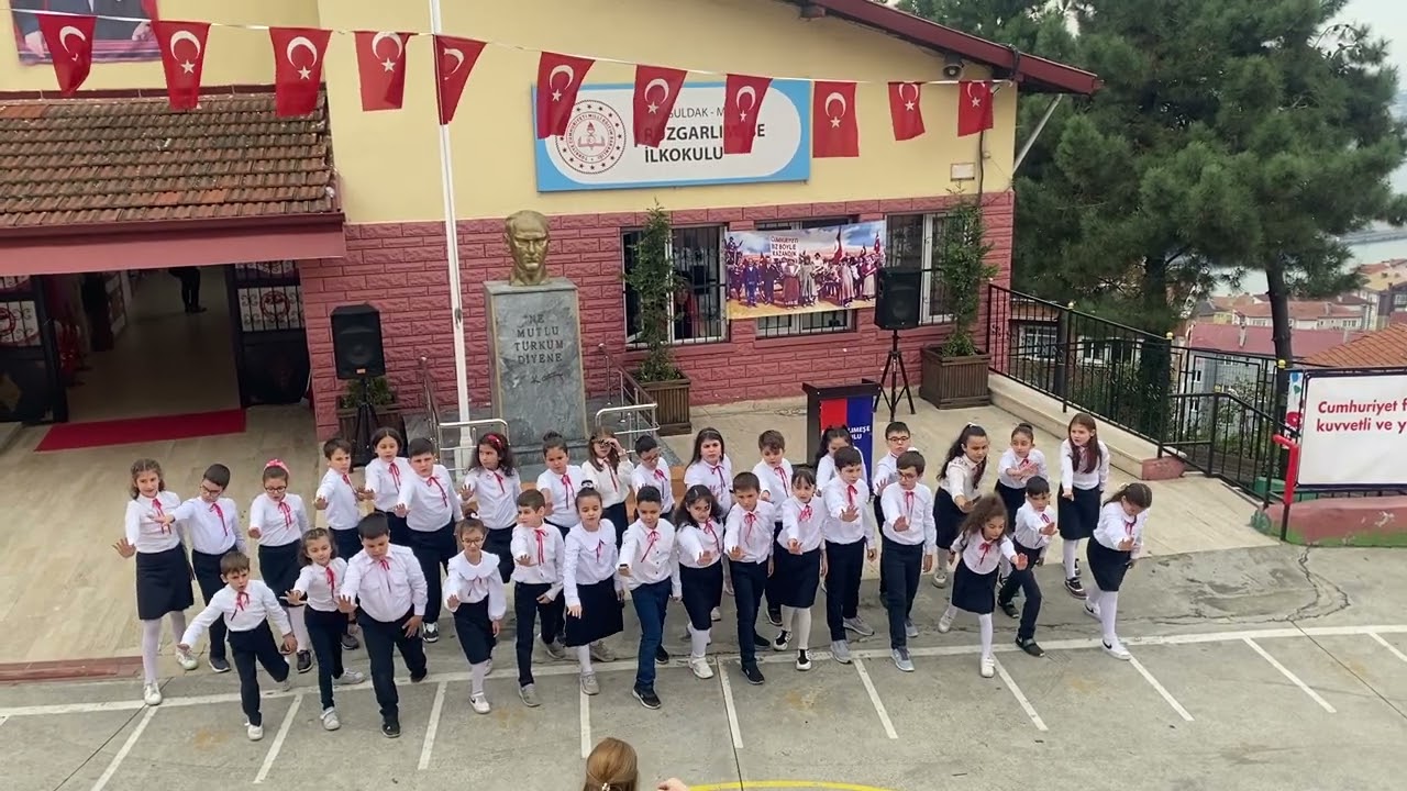 Feda Türkiyem - YouTube