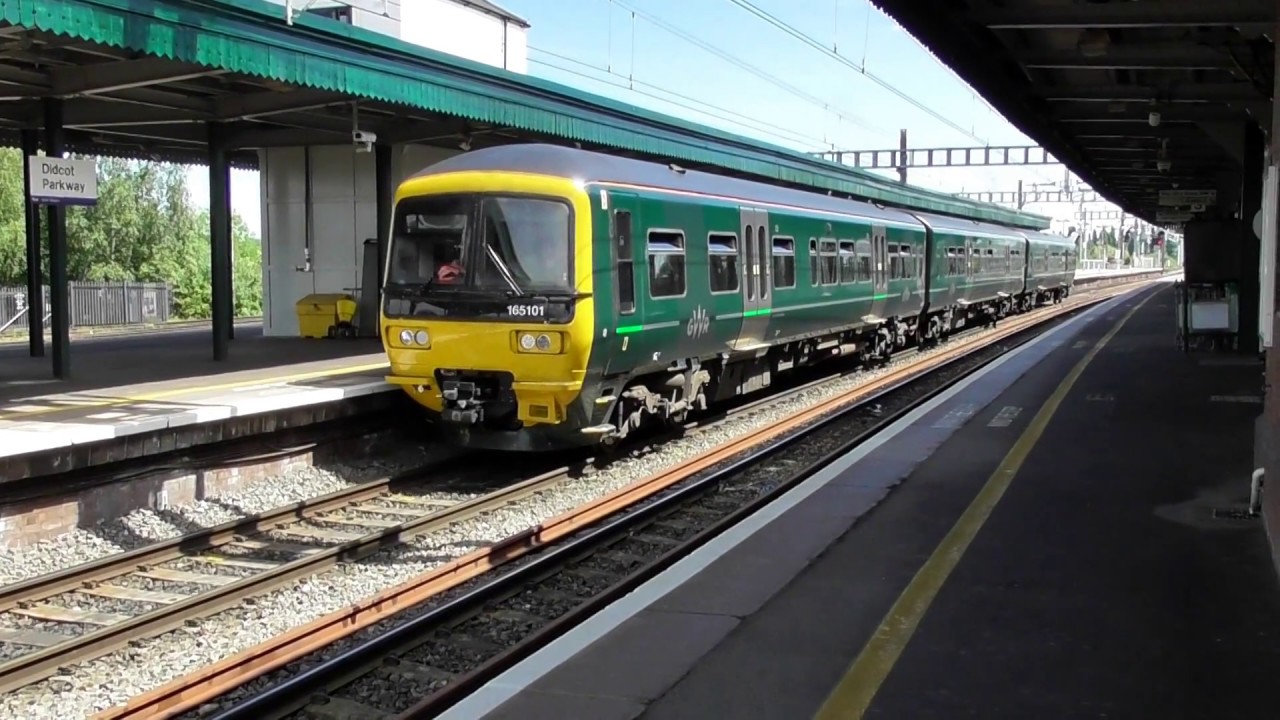 Great Western Railways Class 165 Departing Didcot Parkway (22/5/17 ...