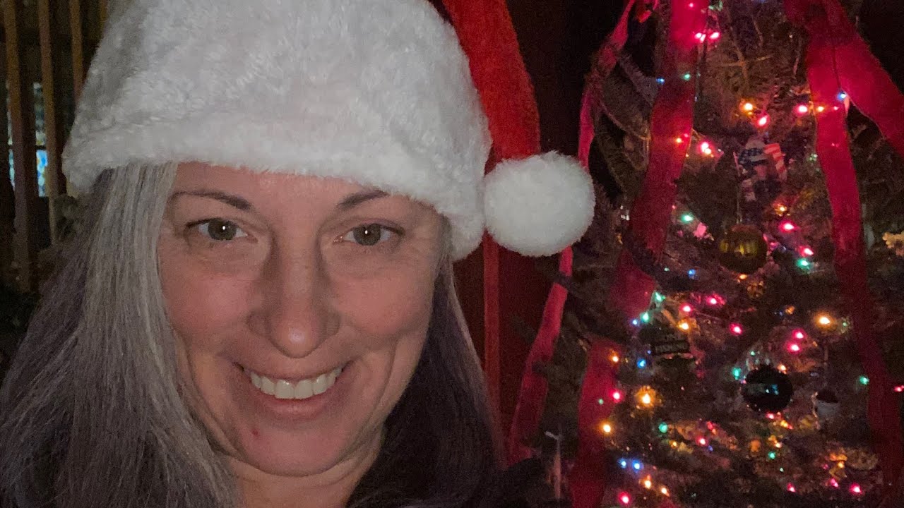 Wanna Wander popping on to say hi - YouTube