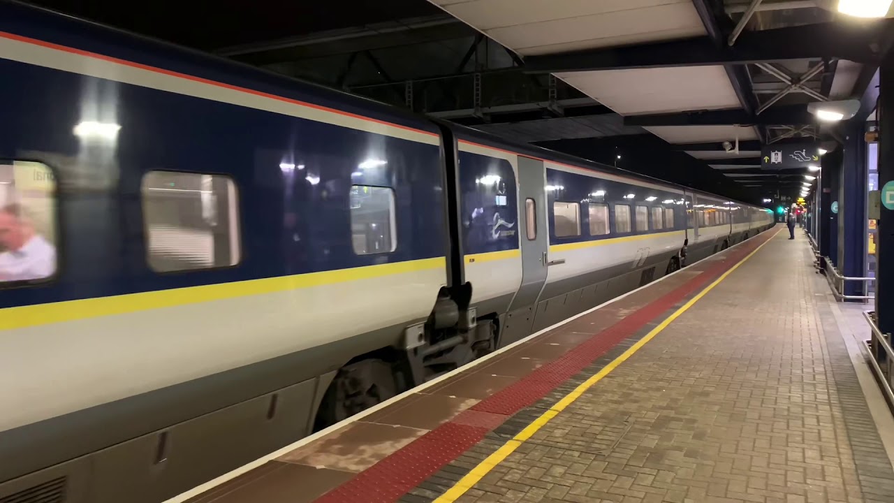 Eurostar E300 departs Ashford International for London - YouTube