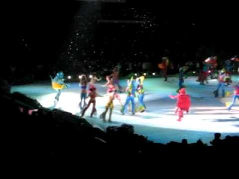 Disney On Ice - Princess Wishes: Flounder Falls - YouTube