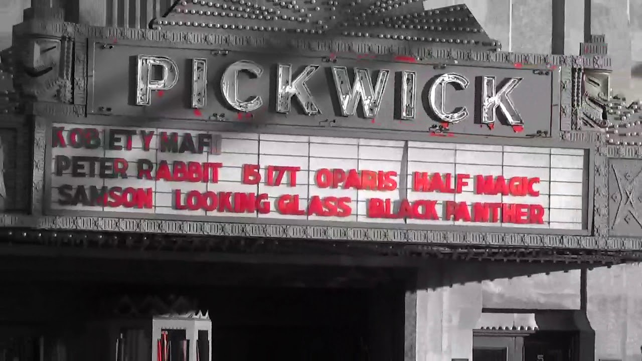 Historic "Pickwick Theatre" in Park Ridge, IL. By David ROCK Nelson ...