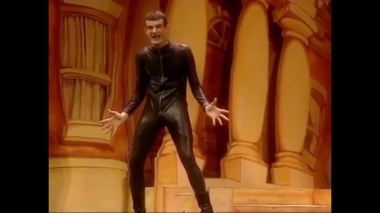 LazyTown theater play: Sportacus chases Robbie Rotten - YouTube