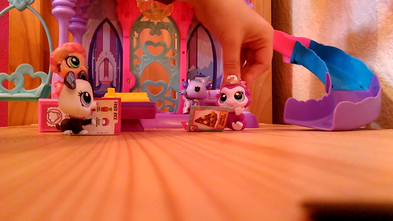 Lps at the sleep over (sleep over) - YouTube