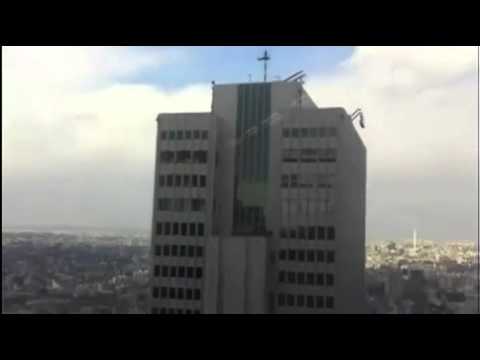 New Footage Of Buildings Swaying During 2011 Japan Earthquake - YouTube