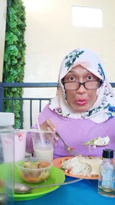 OH MY GOD 😱 CIK GU BESAR KENA PENYAKIT "T-H-T-G" #memes #comedy - YouTube