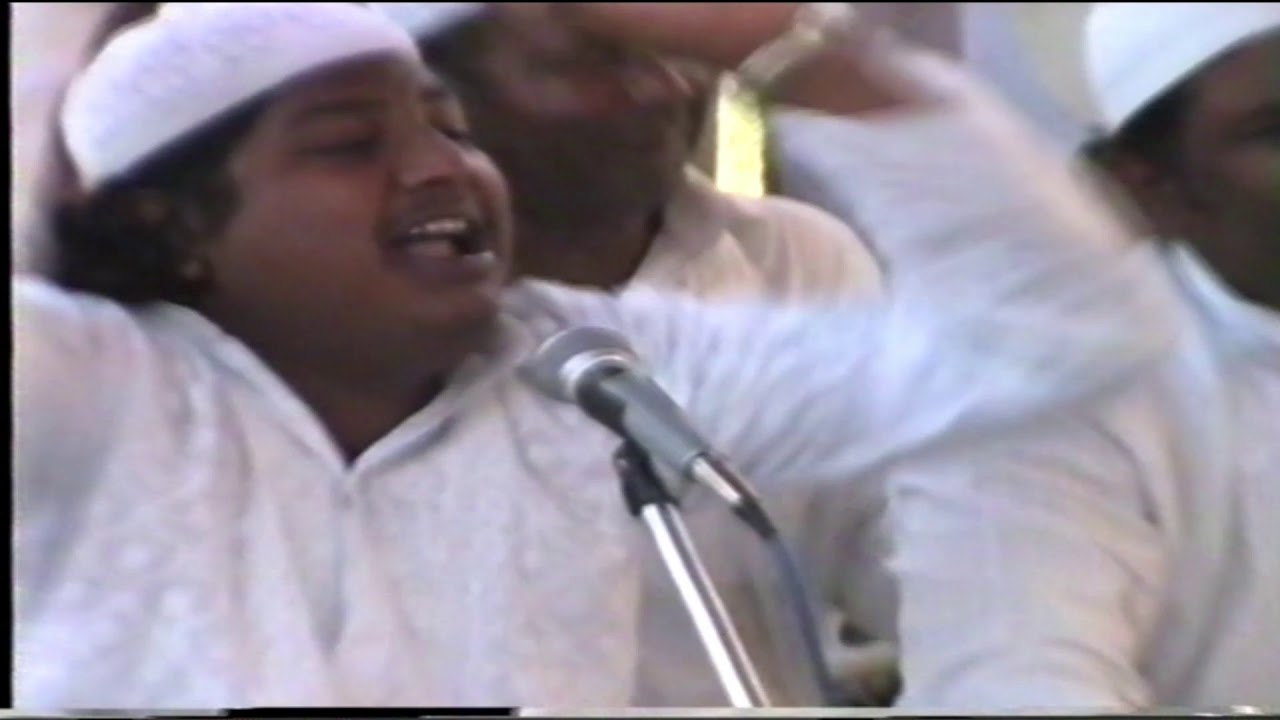 Atta Fareed Bhaag Qawal Punjabi Kidi Piar Day Bahnay - YouTube