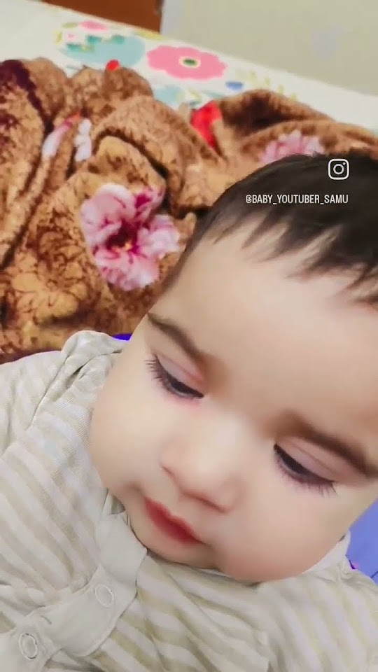 #her #baby ye kon hai 🤣🤣🤣 - YouTube