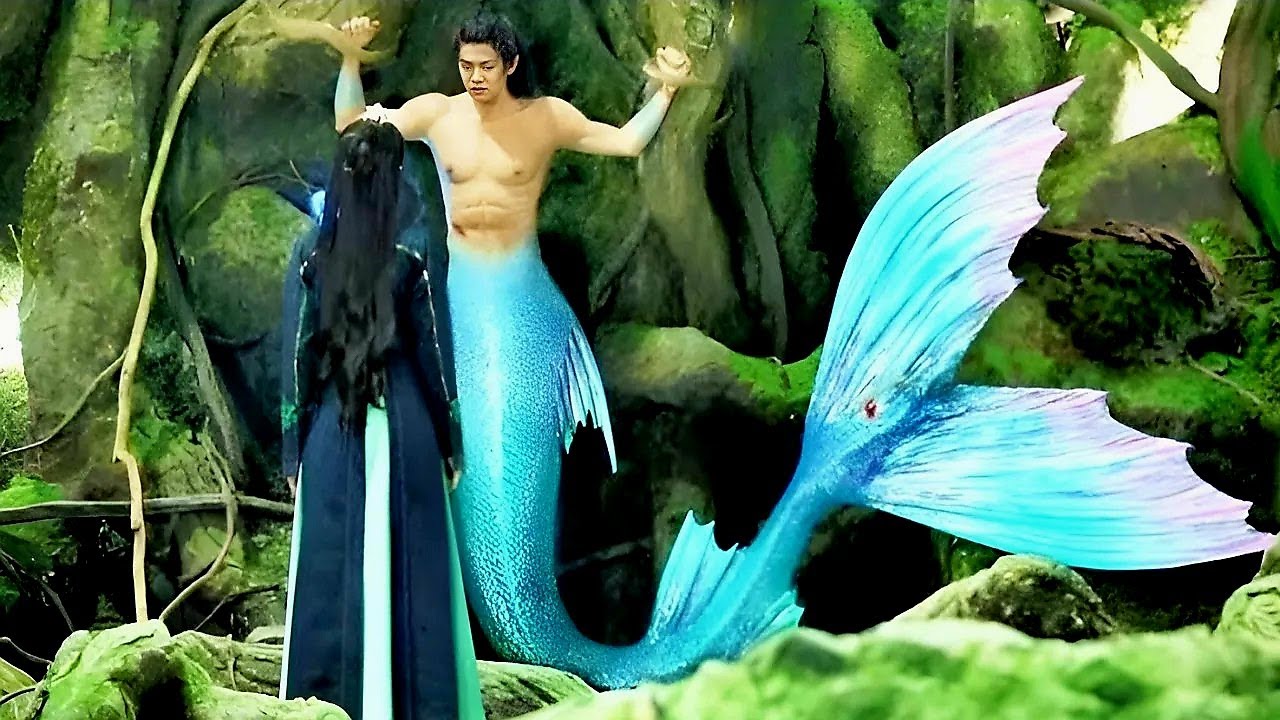 A girl finds a Merman and wants to EXPLOIT him, but circumstances TURN ...