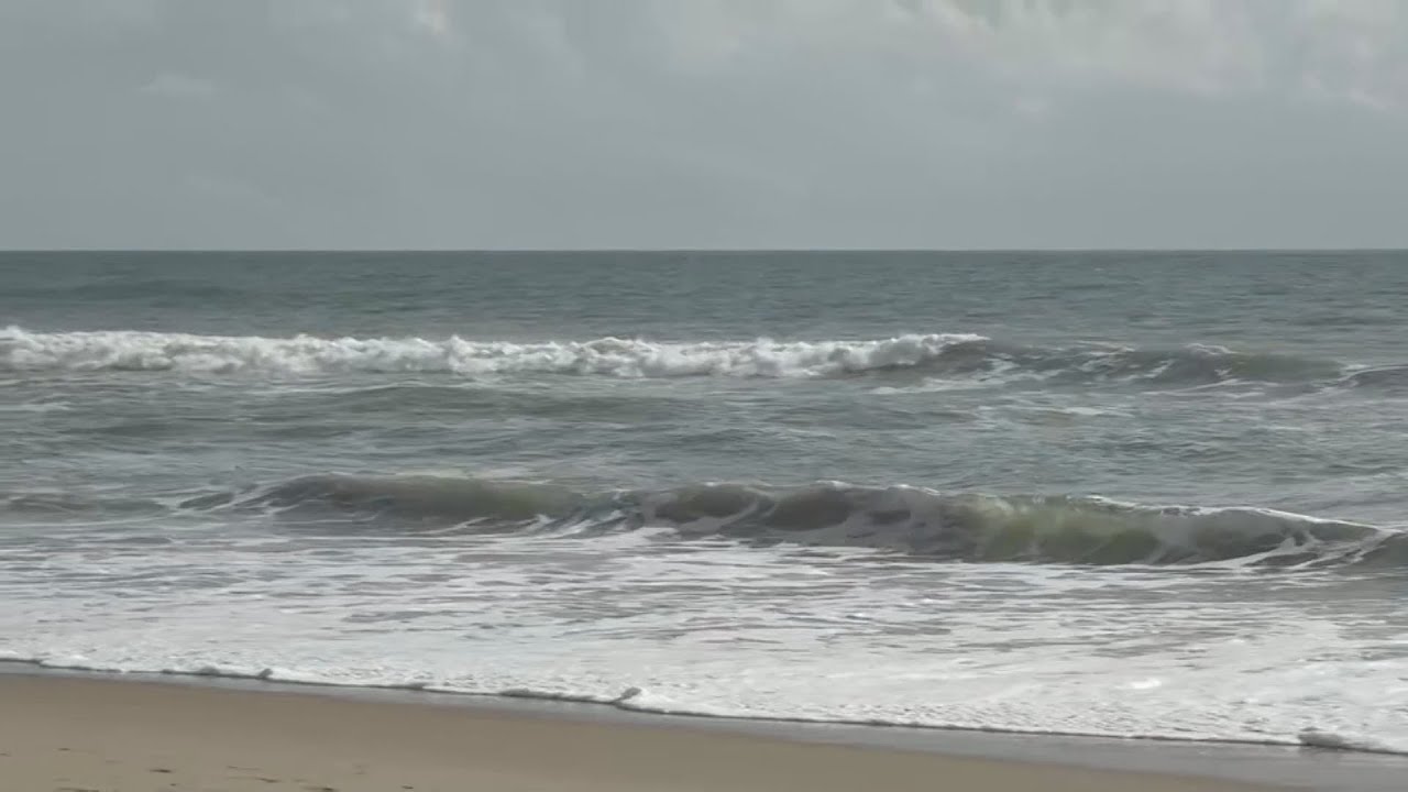 Meteorologist Justin Michaels with The Weather Channel tracks Hurricane ...