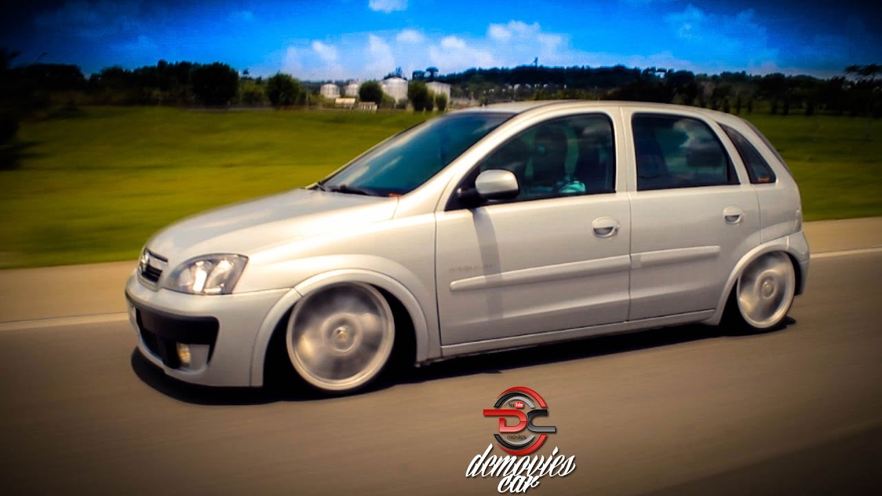 Prévia Chevrolet Corsa Hatch rebaixado com rodas aro 17" réplicas do ...