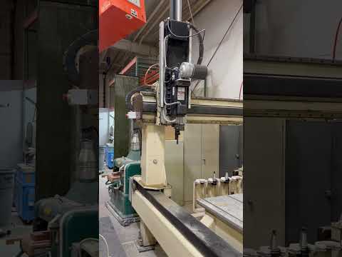Motionmaster 3 Axis CNC Router 5x12 Moving Gantry C784 [1 of 3]