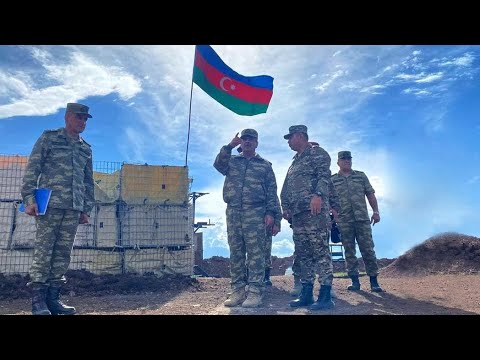 Zakir Həsənov Kəlbəcər rayonununda döyüş növbəsi çəkən əsgərlərlə görüşüb.