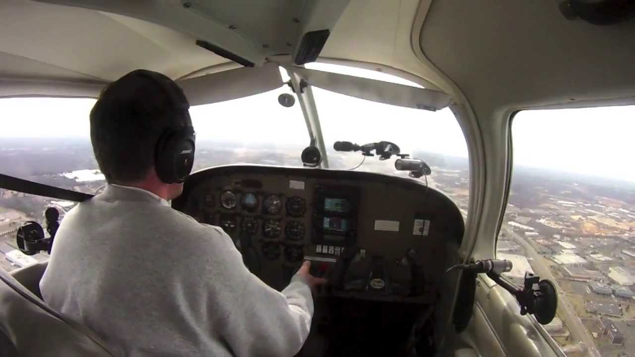 LANDING KFRG REPUBLIC AIRPORT in N152DC - YouTube