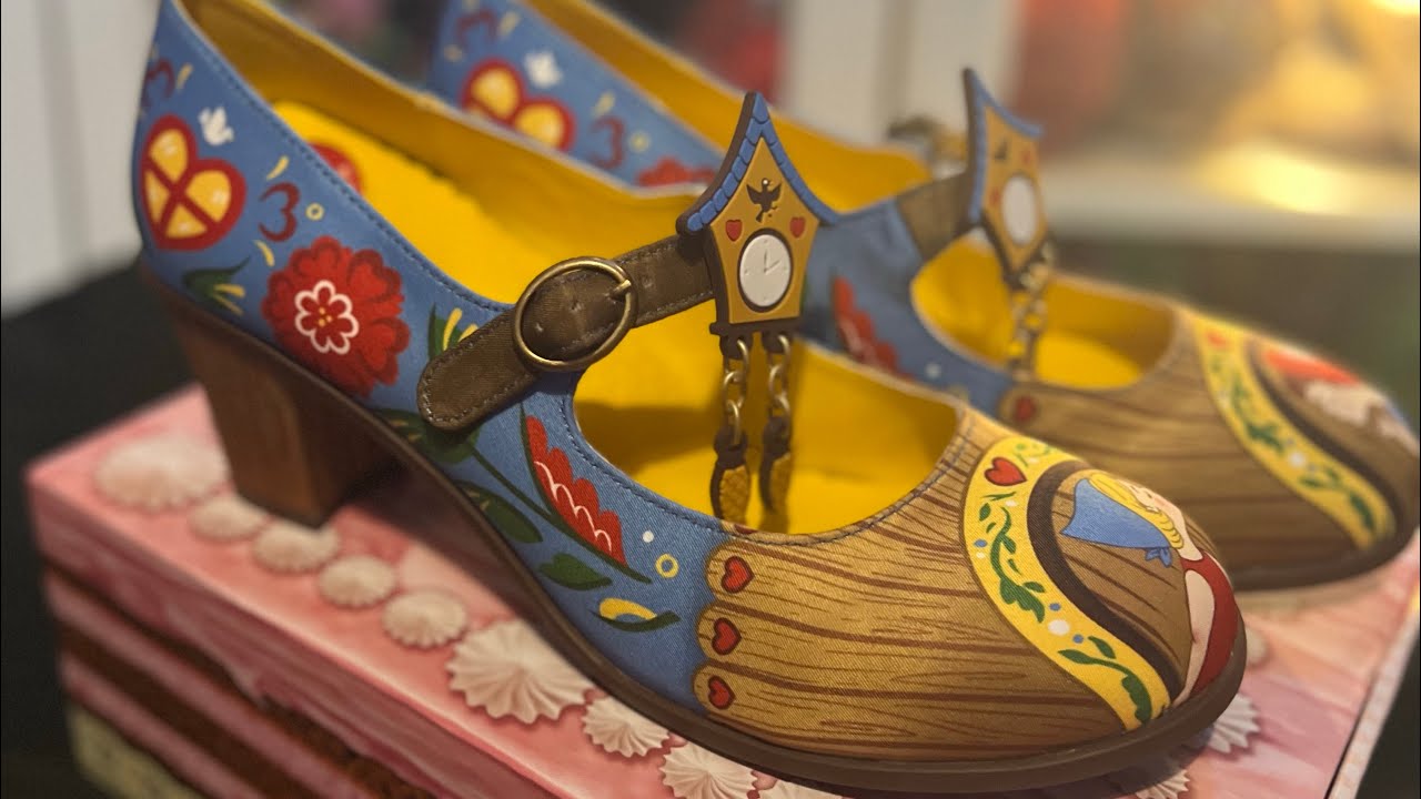 Cuckoo Hot Chocolate Design Mid Heel Shoes - YouTube