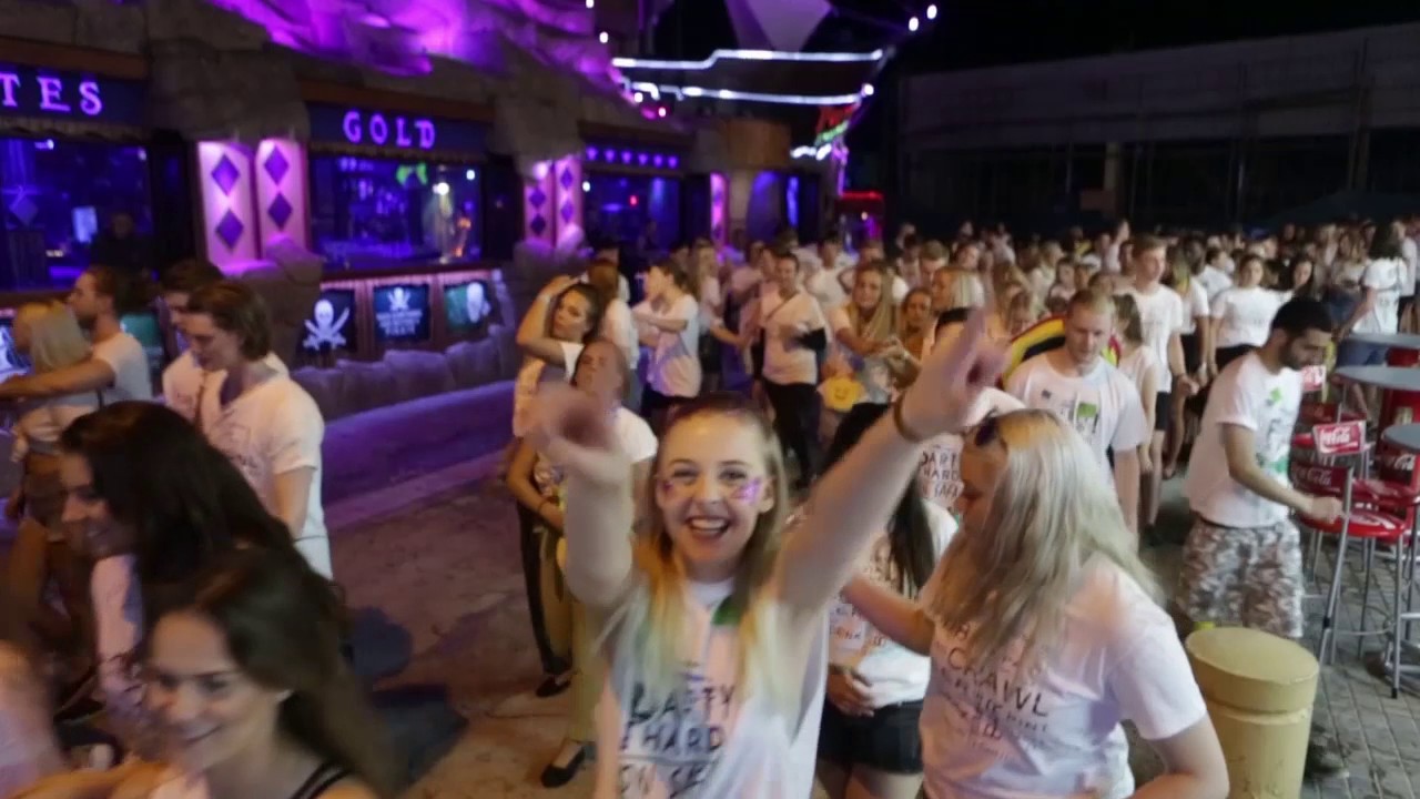 BARCRAWL 2017-05-23 GRABBARNA GRUS AYIA NAPA - YouTube
