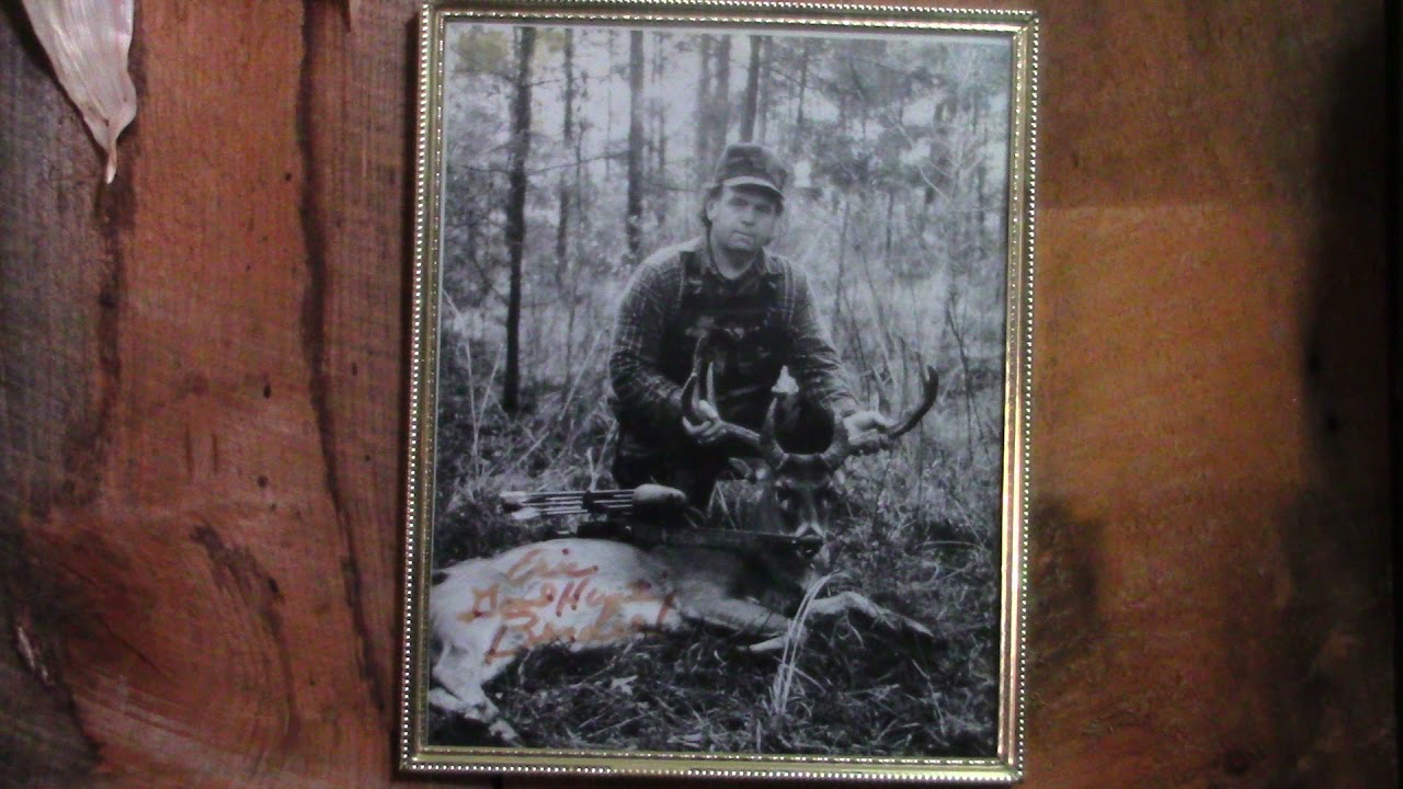 Ben Rodgers Lee talks deer hunting - YouTube