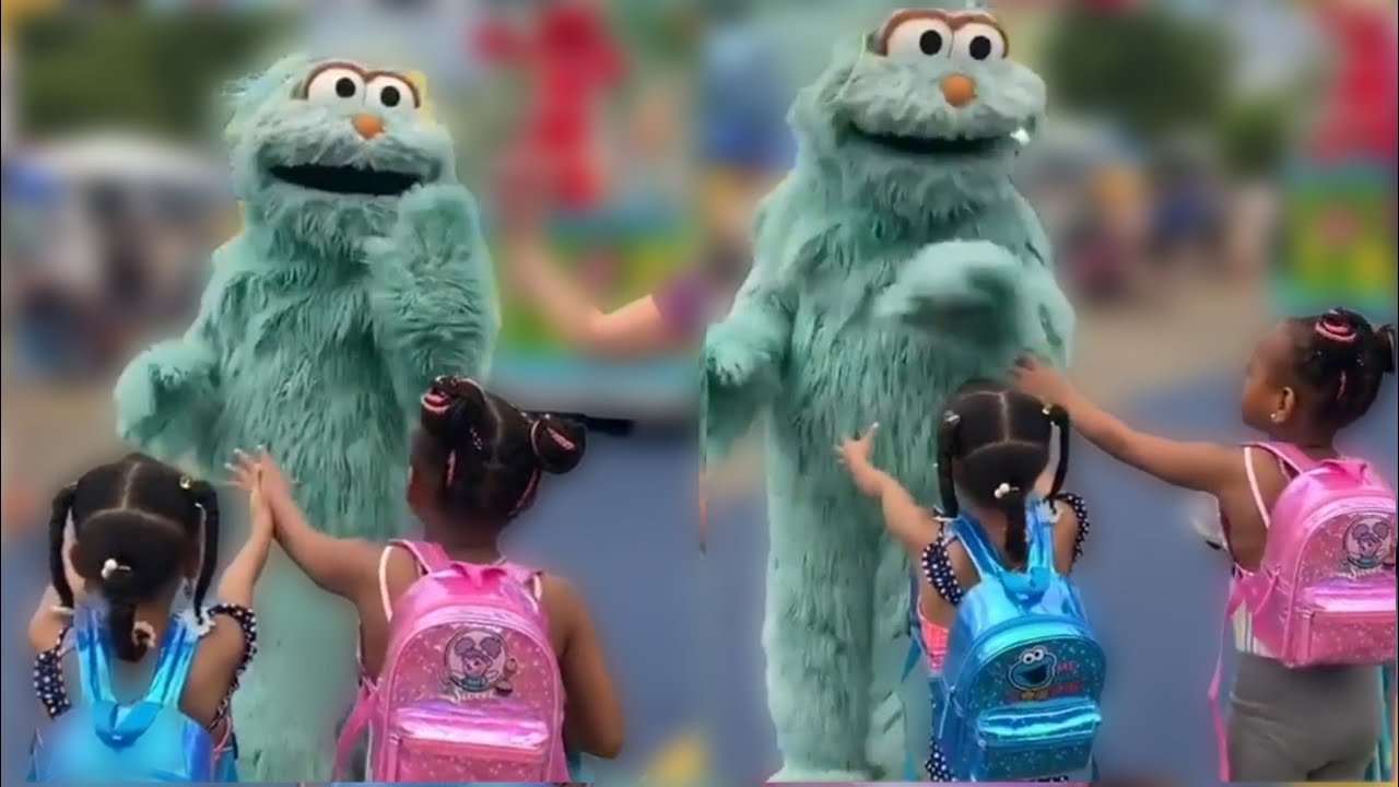 Sesame Place RESPONDS To Viral Video Of Little Girls Being IGNORED By ...