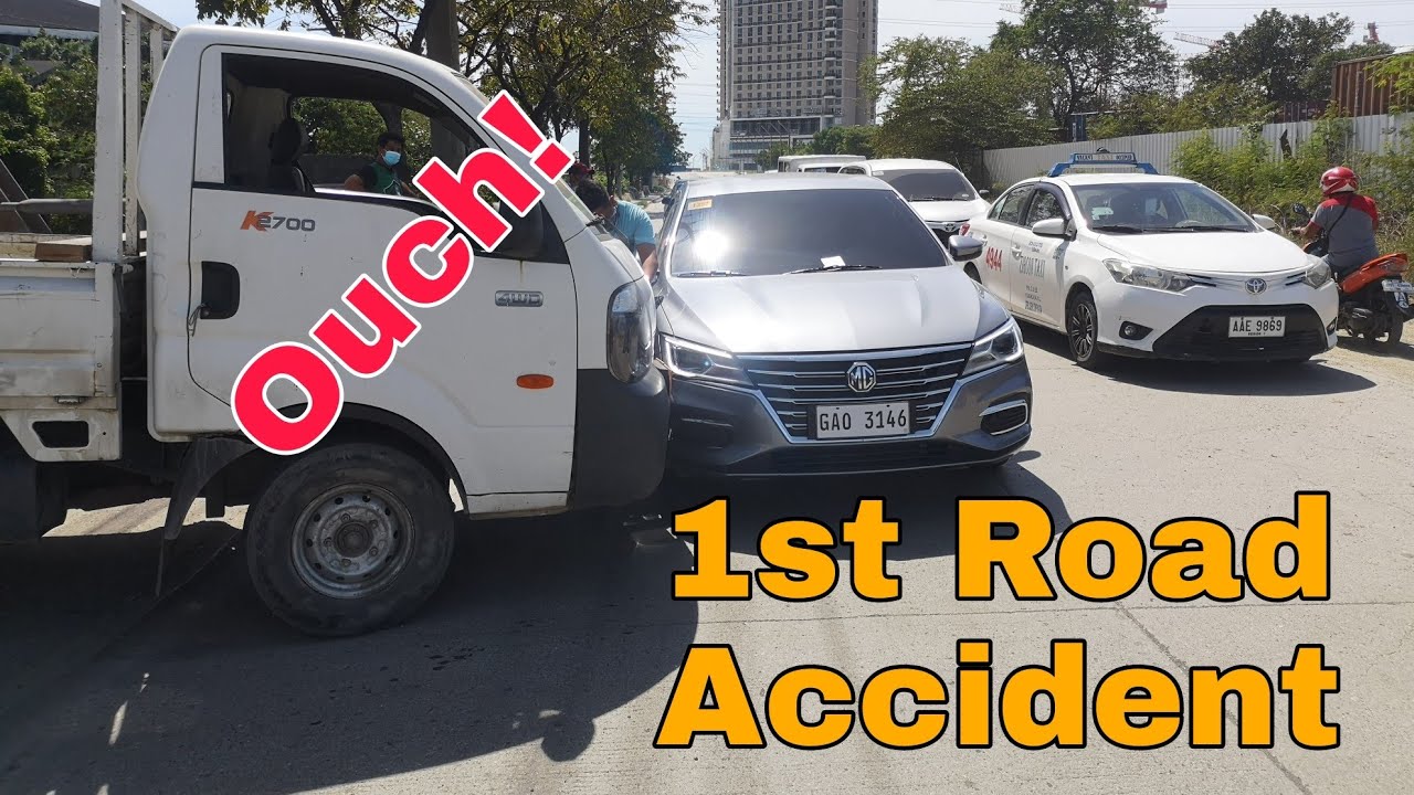 1st Road Accident of my MG5 - YouTube