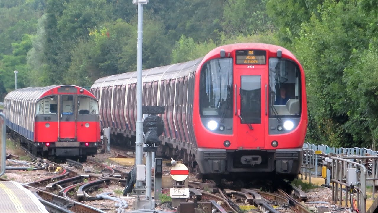 London Underground Trains at Rayners Lane - 31st August, 2024 - YouTube