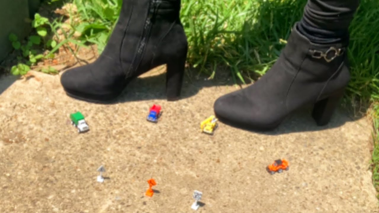 Crushing toy cars with heels - YouTube