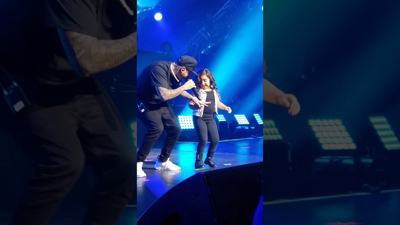 Nicky Jam Concert pt2 - YouTube