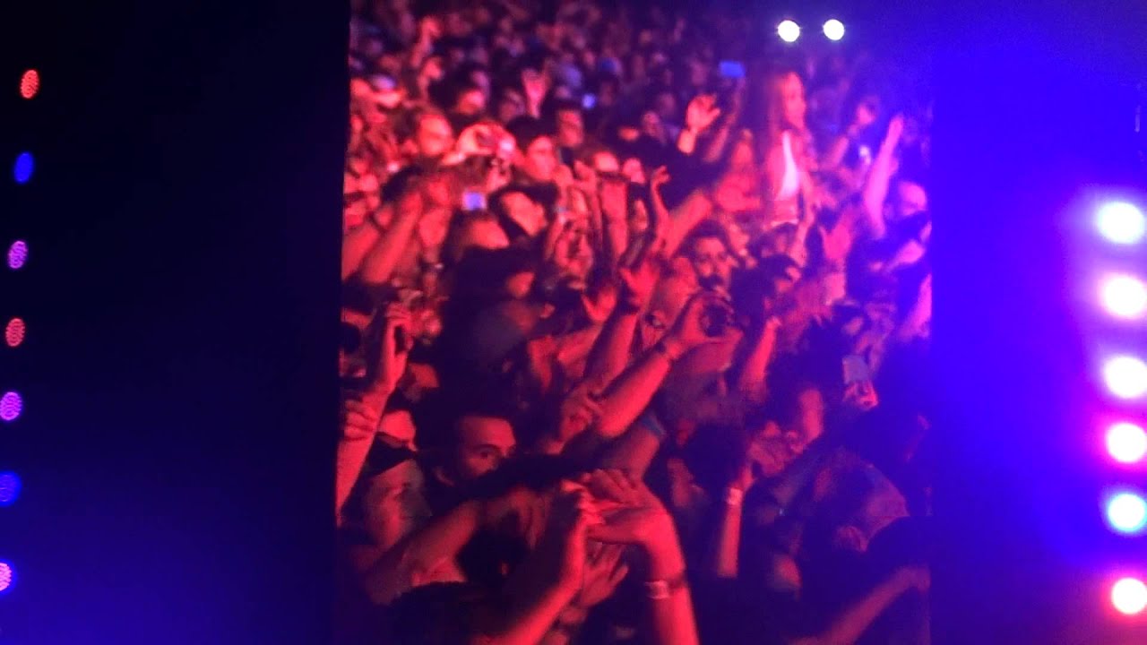 Eminem - White America (Live) - YouTube