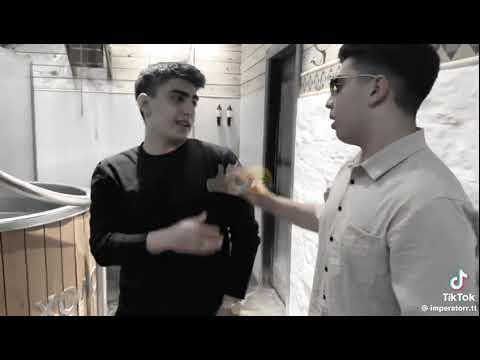 müəllim üje pox yeyir