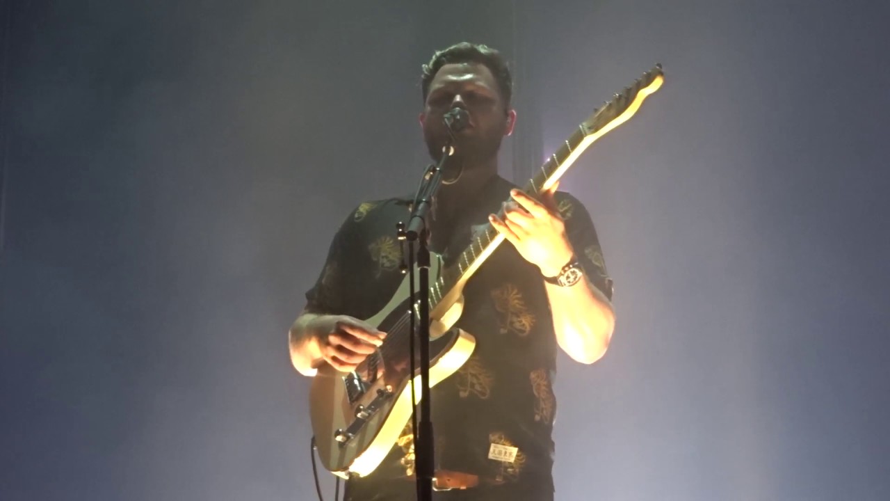 Alt-J - 3WW Live @ Nuit De Fourviere 2017 - YouTube