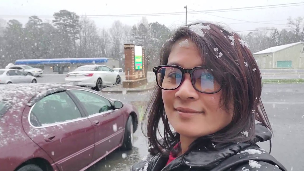 Life in USA When snow is pouring out like a rain you have to enjoy it ...