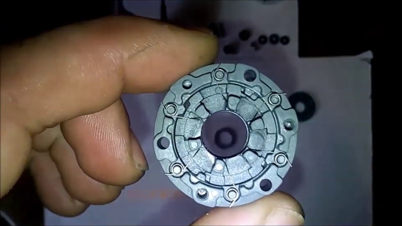 roller clutch assembly, shimano technium 4000FA - YouTube