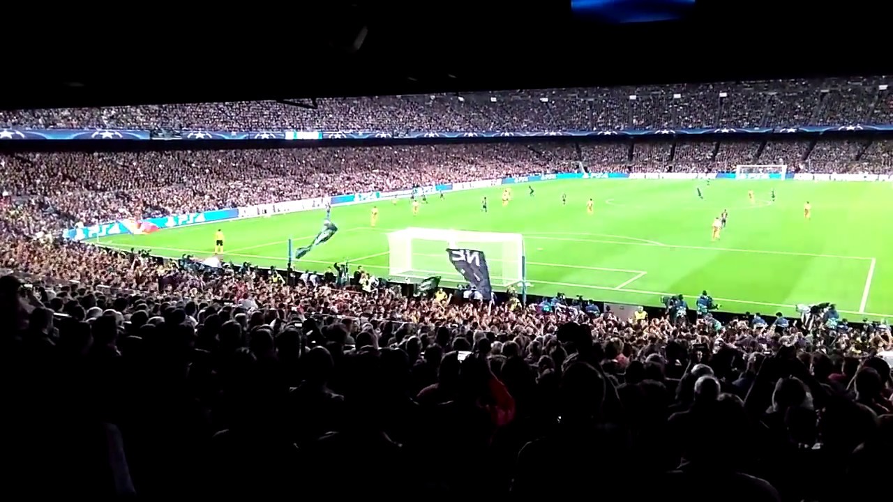 ¡Amazing! Barça Fans - Dance arround - YouTube
