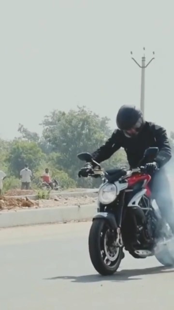 thala bike stand, 😎 - YouTube