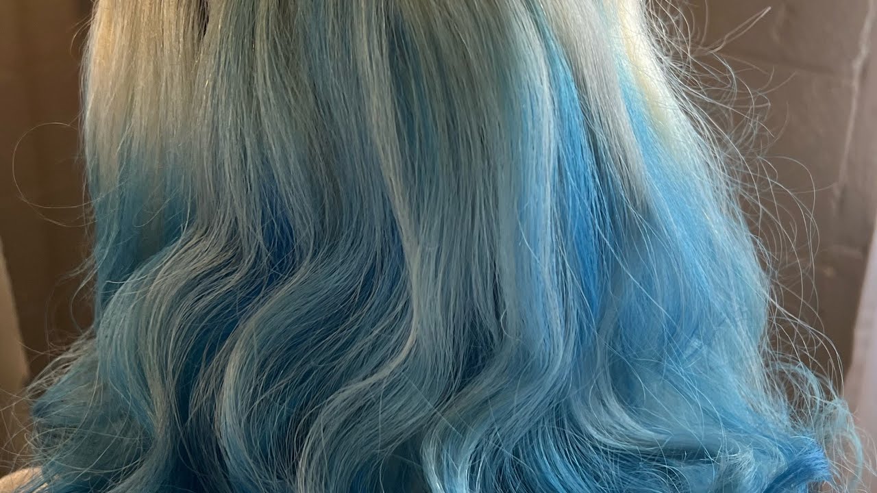 Trying to remove Solitude Danger Jones (blue) from platinum blonde hair ...