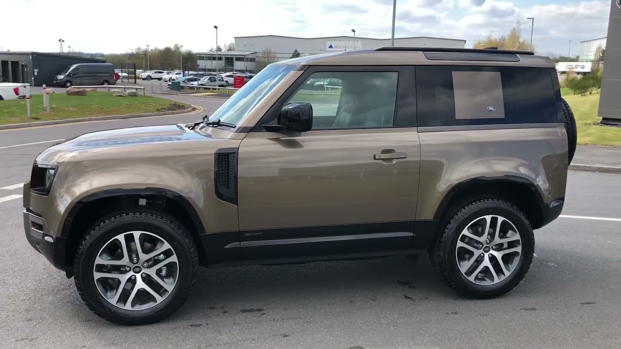 New Defender 90 X-Dynamic SE D250 MHEV at Stafford Land Rover – New ...